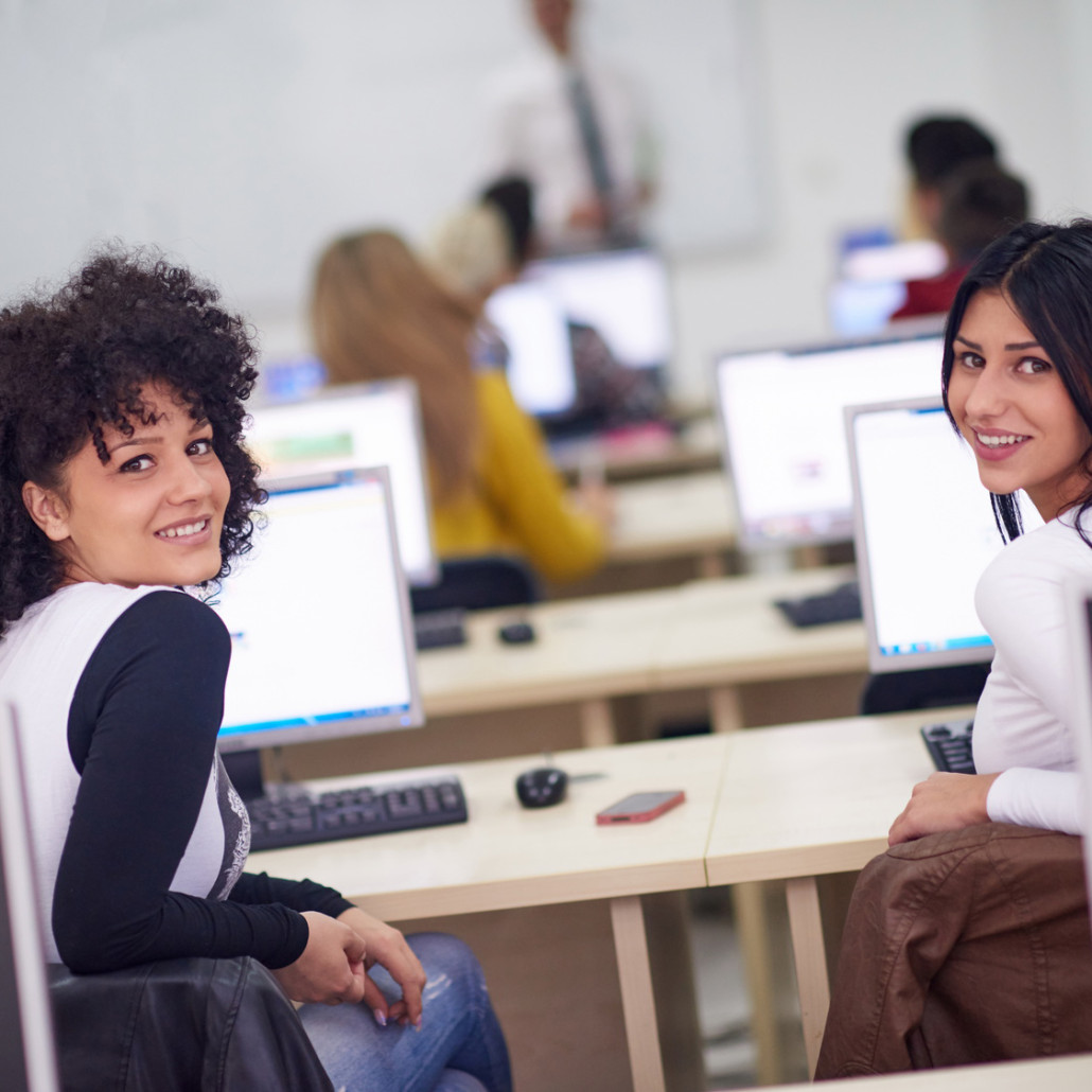 Using Machine Learning For Network Capacity Management Cra Wp